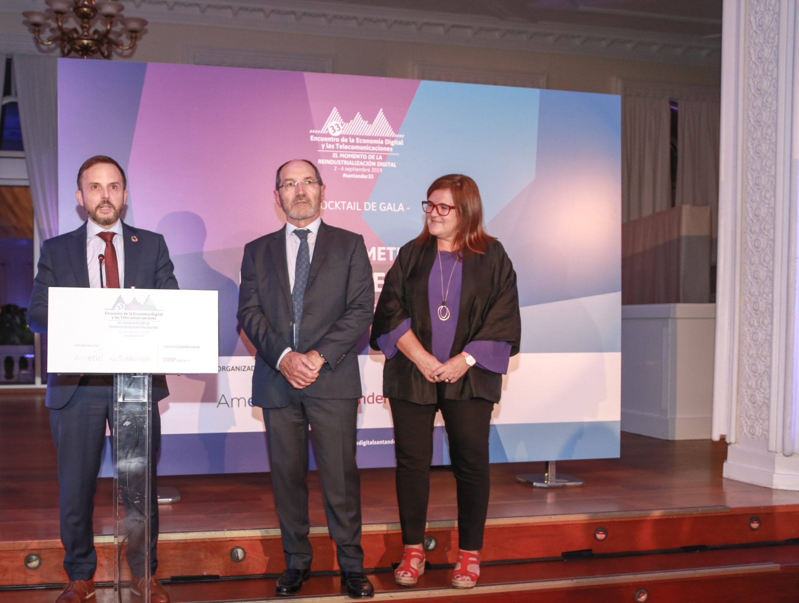 HP, galardonada por AMETIC con el Premio al impulso de las TIC en la ...