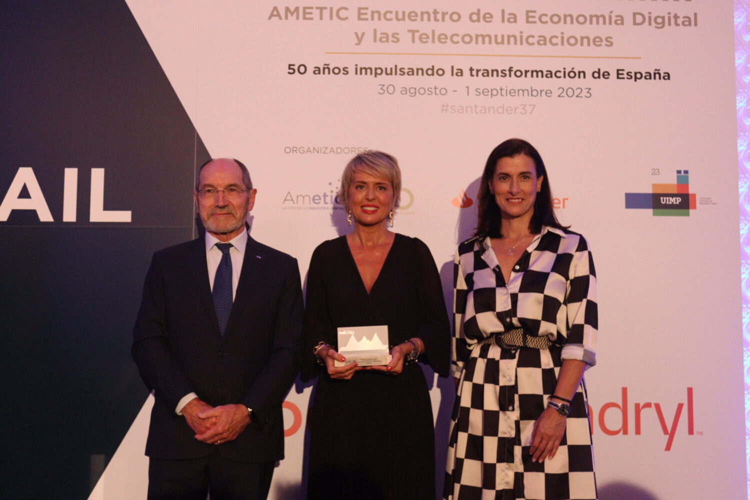 AMETIC concede a la Secretaría de Estado de Digitalización e IA (SEDIA ...